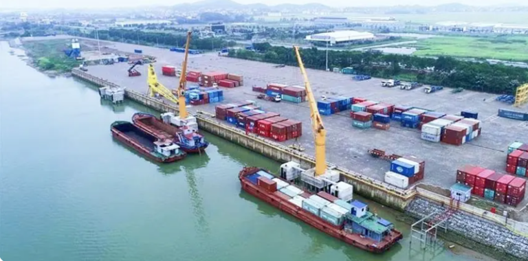 Saigon Port | Connecting | Sharing | Servicing